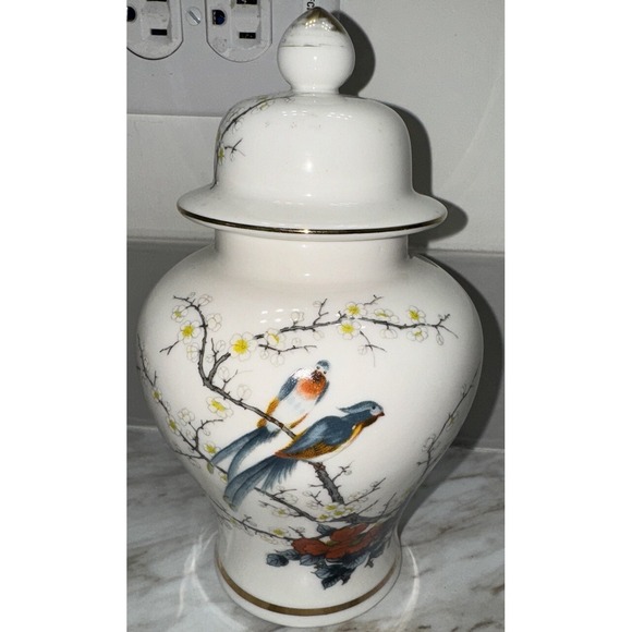 Accents | Vintage 6s Lidded Ginger Jar Urn Jay Fine China Japan 8 ...
